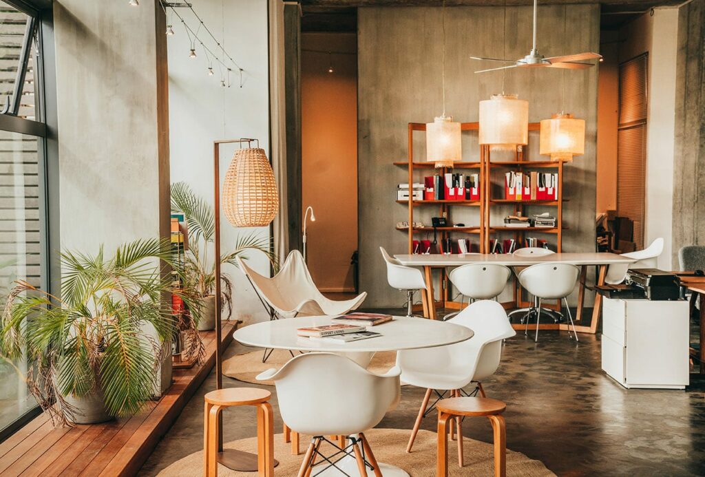 Enjoying the small pleasures of office life - OFICEA